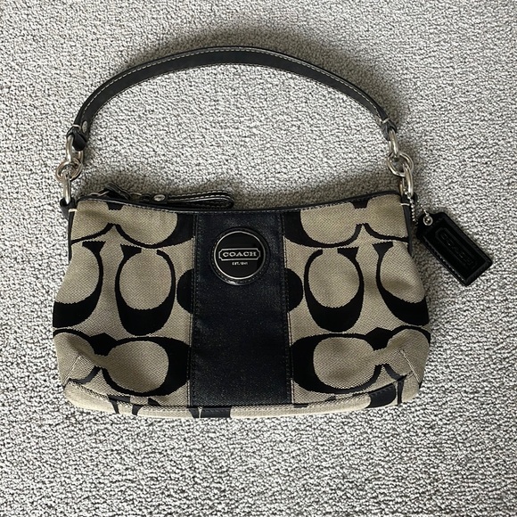 Coach | Bags | Coach Signature Canvas Shoulder Bag | Poshmark